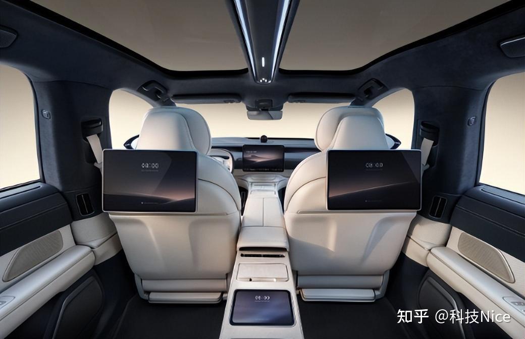 蔚来旗舰行政轿车ET9预售80万，内饰曝光：贯穿屏幕与独特方向盘 - 知乎