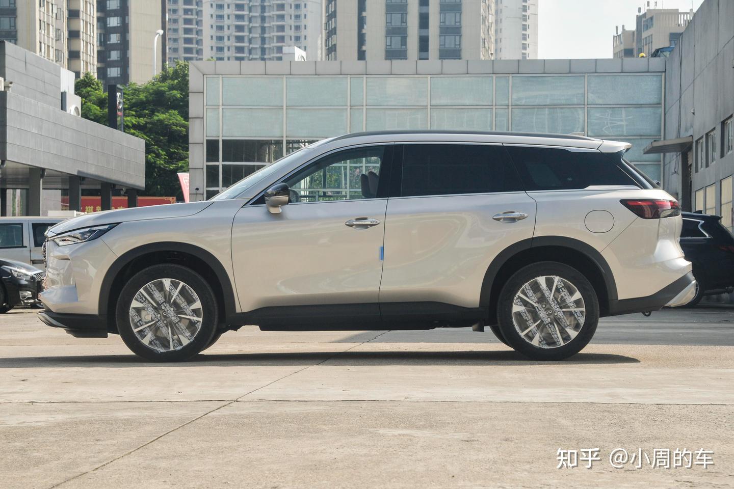 白菜价！不到28万买日系豪华中大型SUV，车长5127mm，2.0T+9AT - 知乎