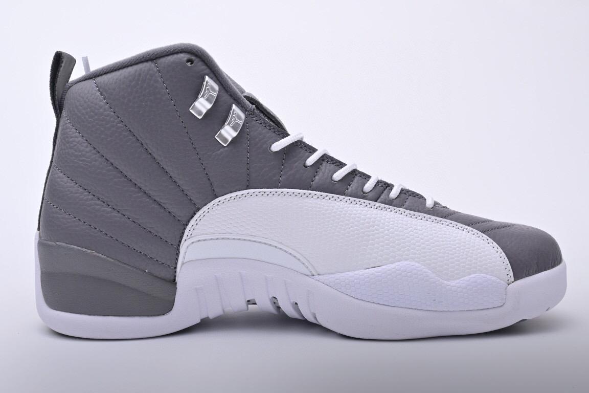 乔丹AJ12 Air Jordan Cool Grey 酷灰白银高帮篮球鞋CT8013-015 - 知乎