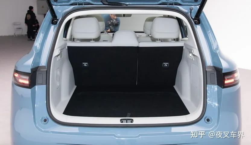 9.98万起，顶配不到13万，零跑B10才是性价比之王？ - 知乎