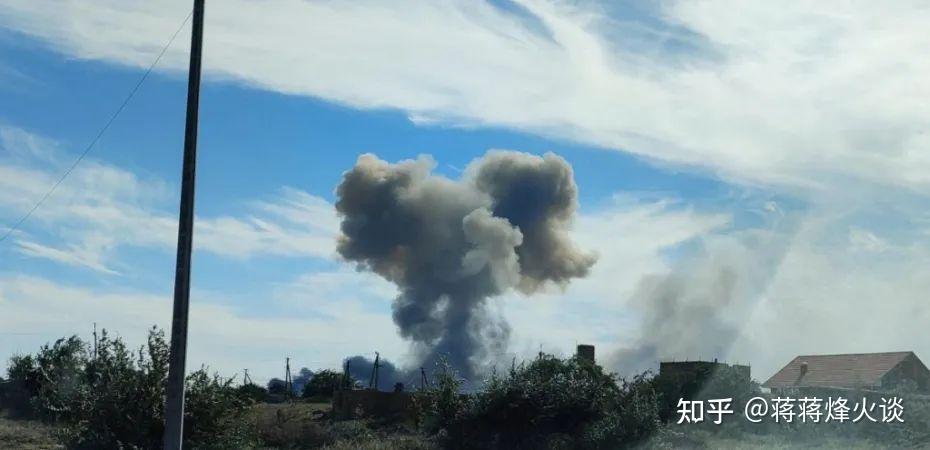 乌克兰自杀无人机取得最大战果，俄军图-22M3轰炸机被炸毁浓烟冲天 - 知乎