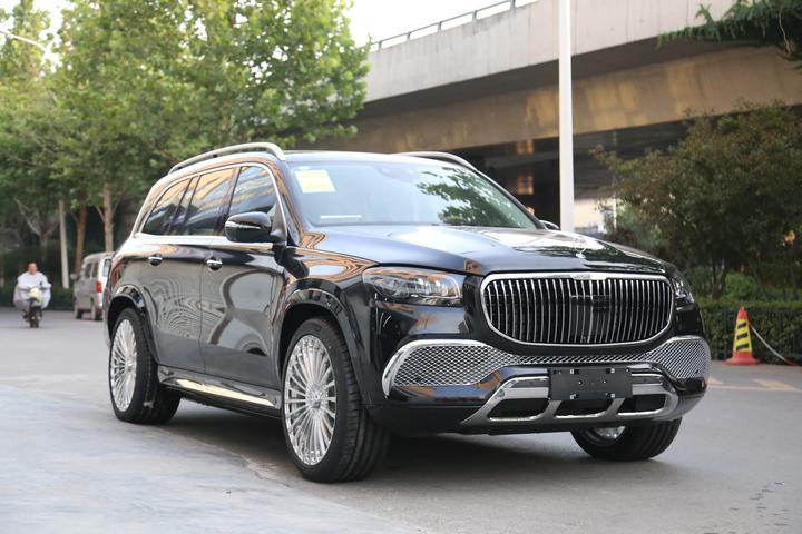 奔驰GLS450升级迈巴赫包围+迈巴赫电动踏板+23寸锻造轮毂 - 知乎