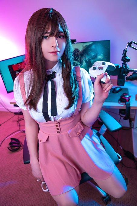 可爱打在公屏上！LOL女装大佬Sneaky最新整活女装作品 - 知乎