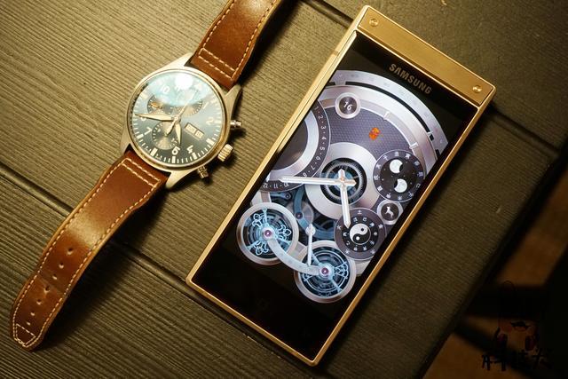 三星W2019深度体验：奢华高雅的艺术品 - 知乎